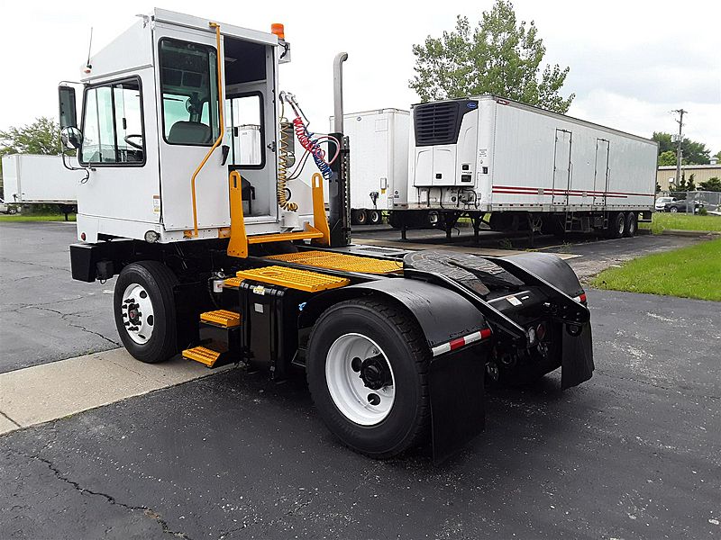 2019 Capacity SABRE 5 4X2 For Sale | Yard Spotter | #246201