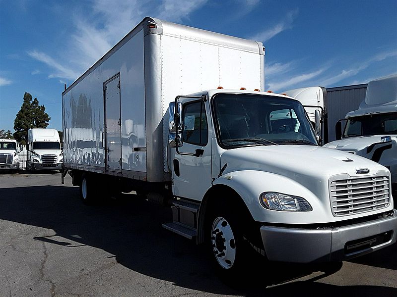 2014 Freightliner M2 106 For Sale | 26' Box | Non CDL | #537120