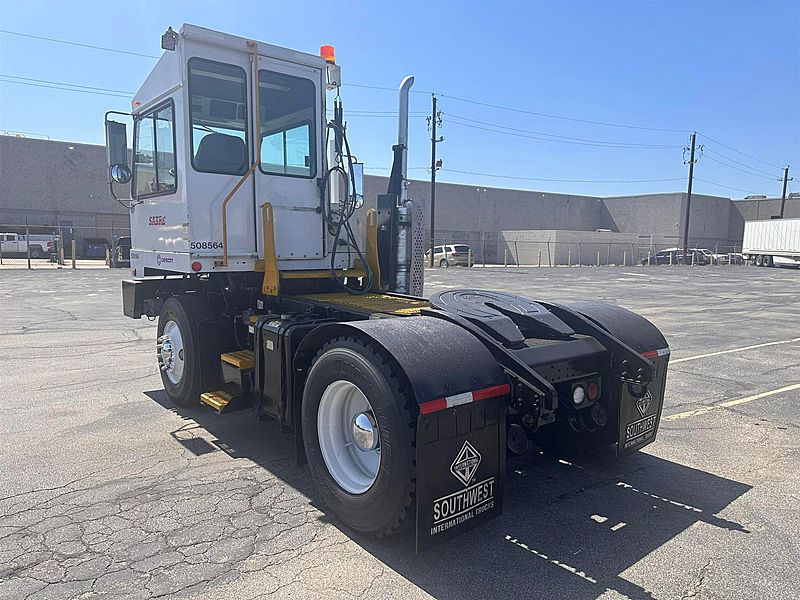 2018 Capacity Sabre For Sale | Yard Spotter | #U9606