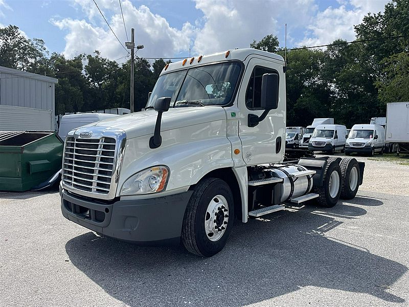 2014 Freightliner CASCADIA 125 For Sale | Day Cab | #561290