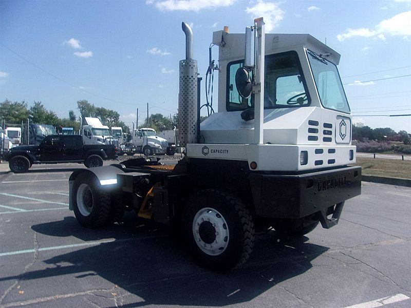 2017 Capacity TJ9000 4X4 For Sale | Yard Spotter | #3328