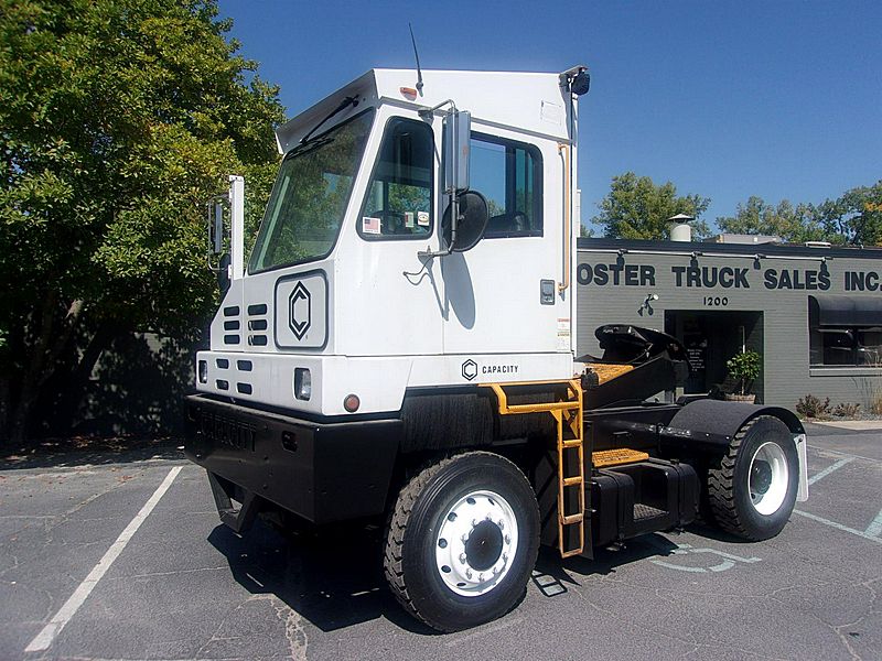2017 Capacity TJ9000 4X4 For Sale | Yard Spotter | #3328