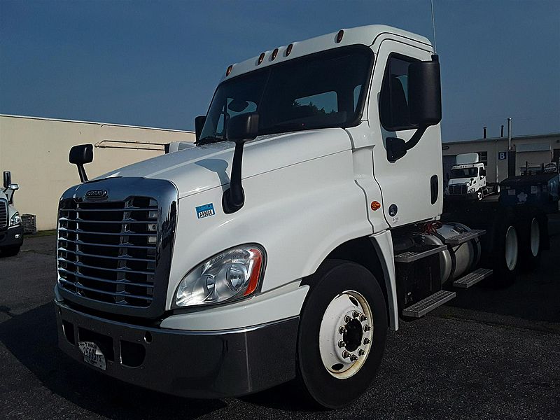 2017 Freightliner CASCADIA 125 (For Sale) | Day Cab | #670752