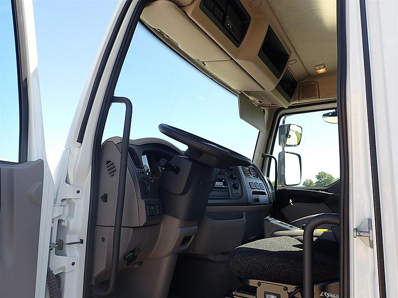 2024 Peterbilt 220 (For Sale) | Cab & Chassis | #RF596178