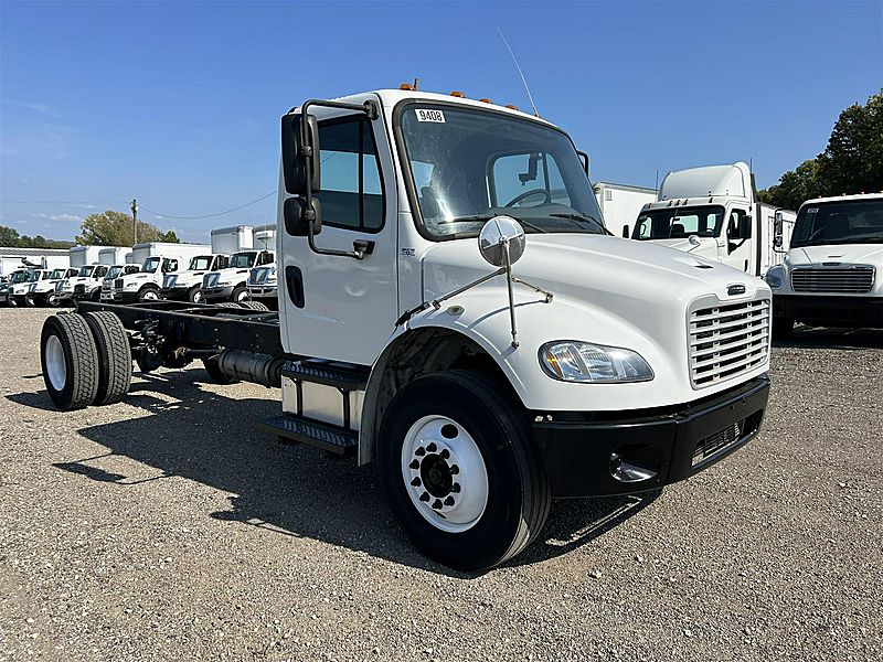2015 Freightliner M2 (For Sale) | Cab & Chassis | #9408