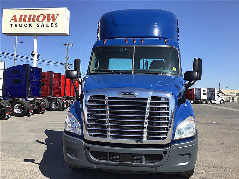 2018 Freightliner CASCADIA (For Sale) | NON Sleeper | #260829
