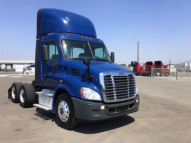 2018 Freightliner CASCADIA For Sale | NON Sleeper | #260834