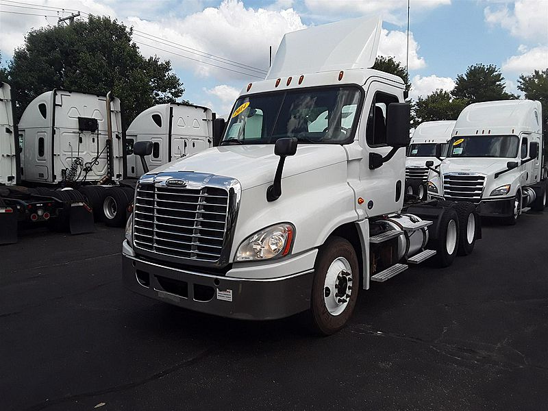 2017 Freightliner CASCADIA 125 For Sale | Day Cab | #673945