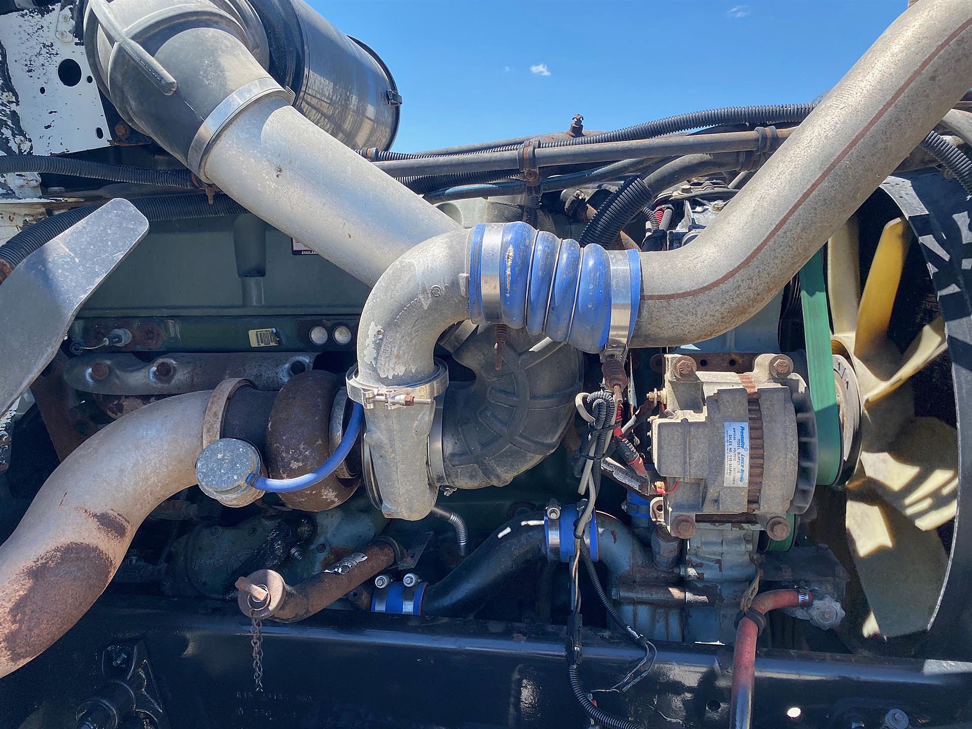 2001 Freightliner FLD120 (For Sale) | Day Cab | #13938