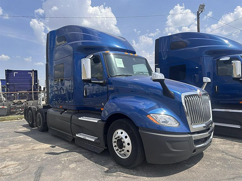 2021 International LT625 (For Sale) | 73" Sleeper | #U9695