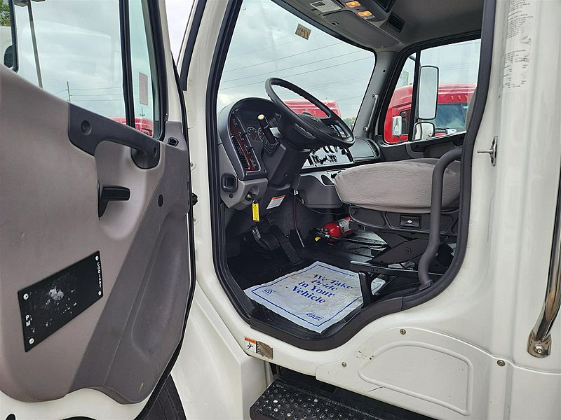 2017 Freightliner M2 For Sale | 26' | #22903