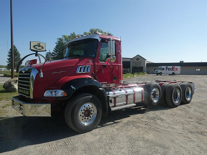 2014 Mack Granite GU813 (For Sale) | Cab & Chassis | #10252