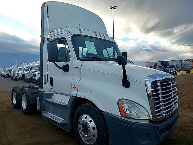 2018 Freightliner Cascadia (For Sale) | Day Cab | #17201