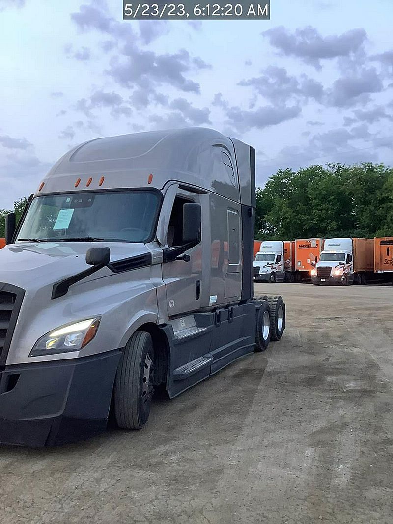 2022 Freightliner Cascadia (For Sale) | 72" Sleeper | #52676