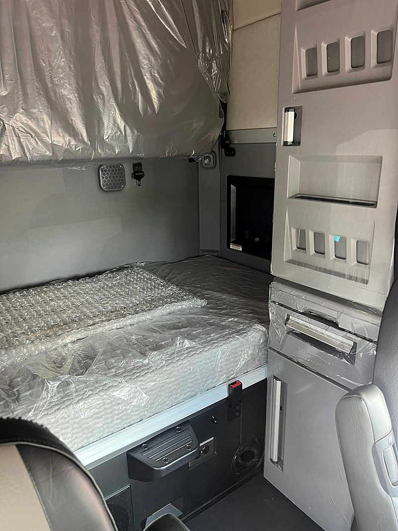 2024 Mack Anthem AN64T M742 (For Sale) | 70" Sleeper | #M043765