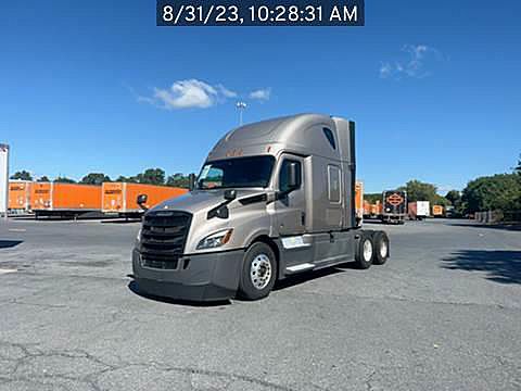 2020 Freightliner Cascadia For Sale | 72" Sleeper | #50103
