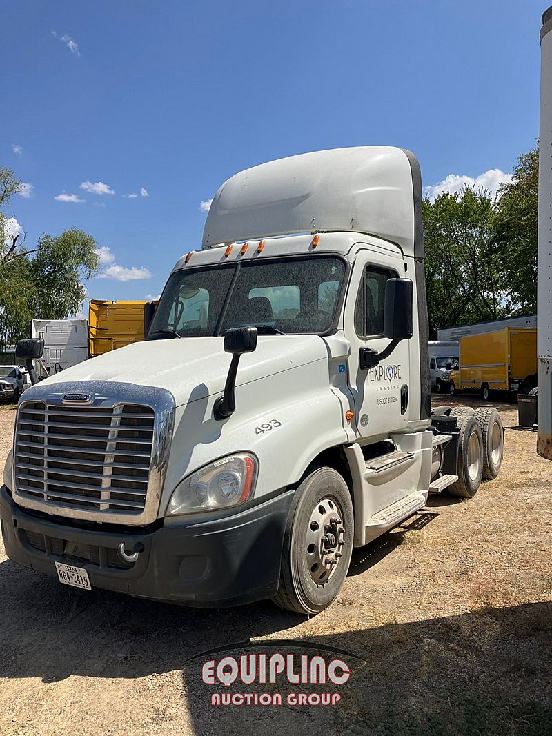 2015 Freightliner Cascadia (For Sale) | Day Cab | #CFGA2618
