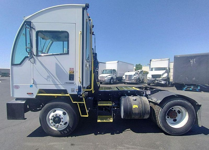 2020 AUTOC YARD TRACTOR (For Sale) | Yard Spotter | #284614