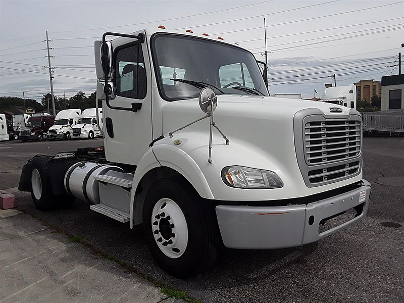 2014 Freightliner M2 112 For Sale | Day Cab | #536454