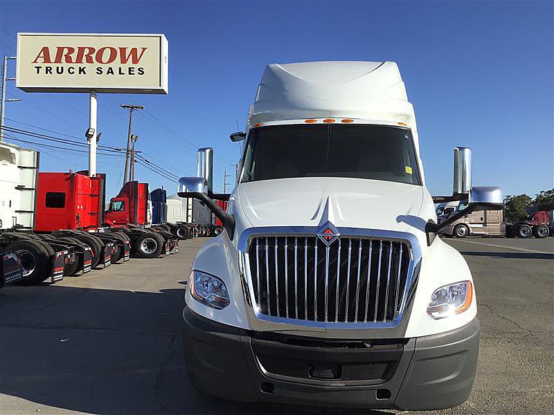2019 International LT (For Sale) | 73" Sleeper | #261161