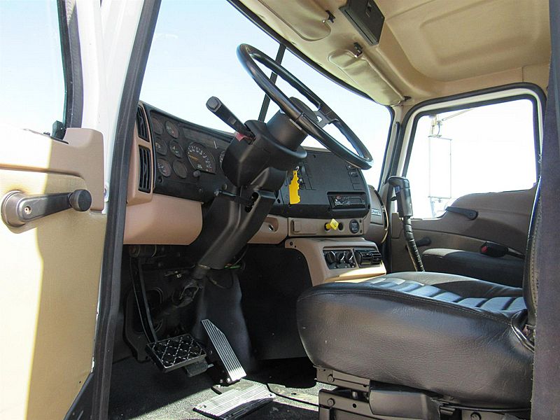2006 Mack Granite CV713 For Sale | Cab & Chassis | #6M052203