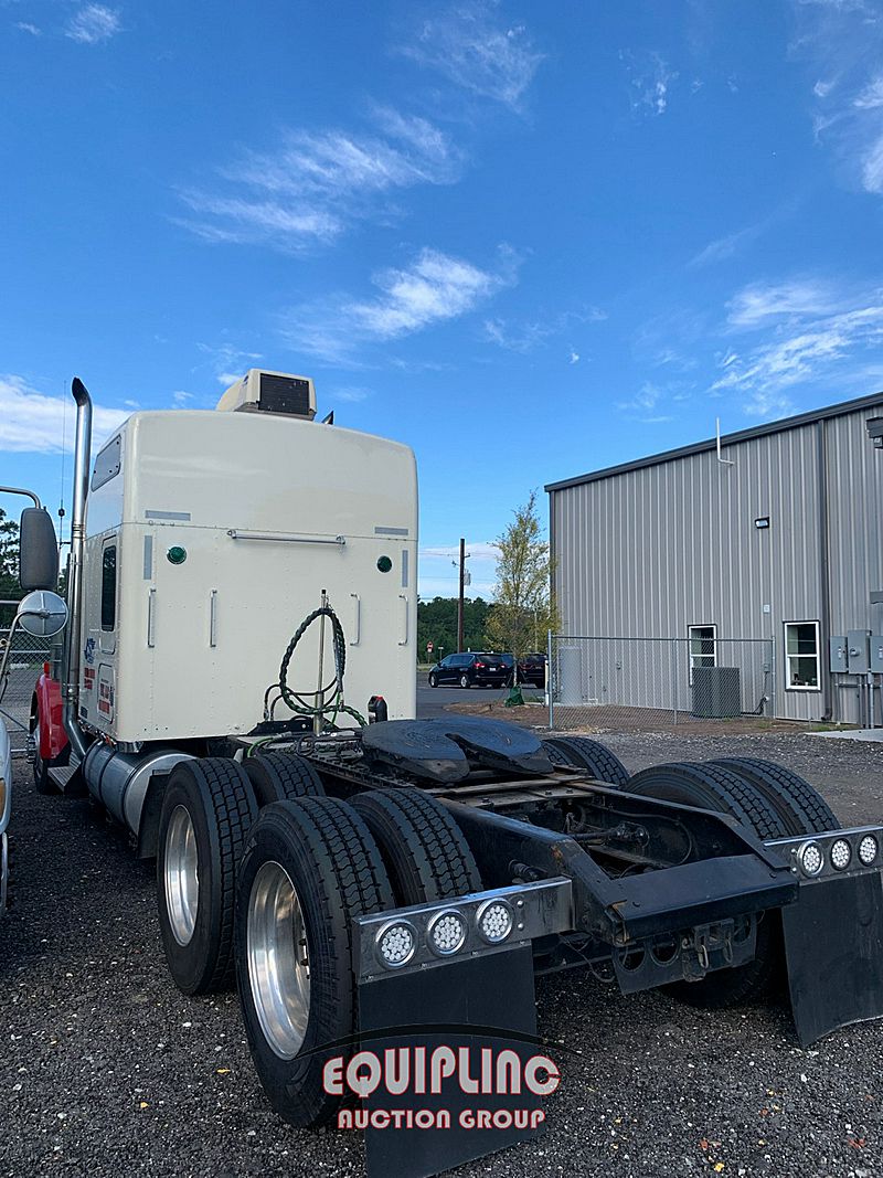 2007 Kenworth W9 Series (For Sale) | Double Sleeper | #DK168959