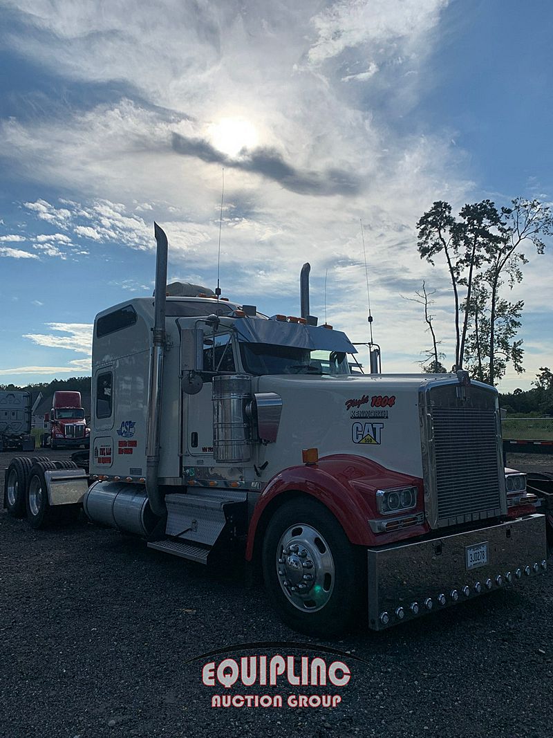 2007 Kenworth W9 Series (For Sale) | Double Sleeper | #DK168959