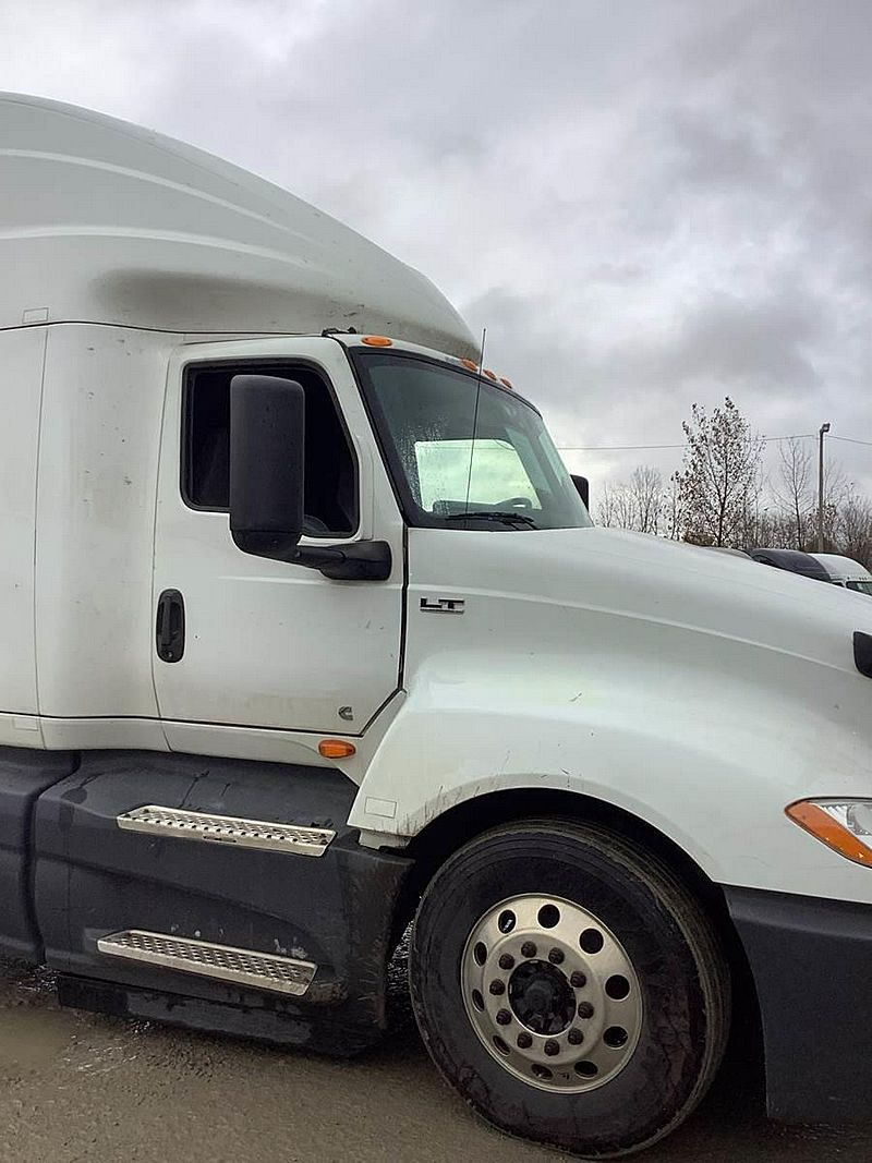 2018 International LT (For Sale) | 73" Sleeper | ID# 16220987