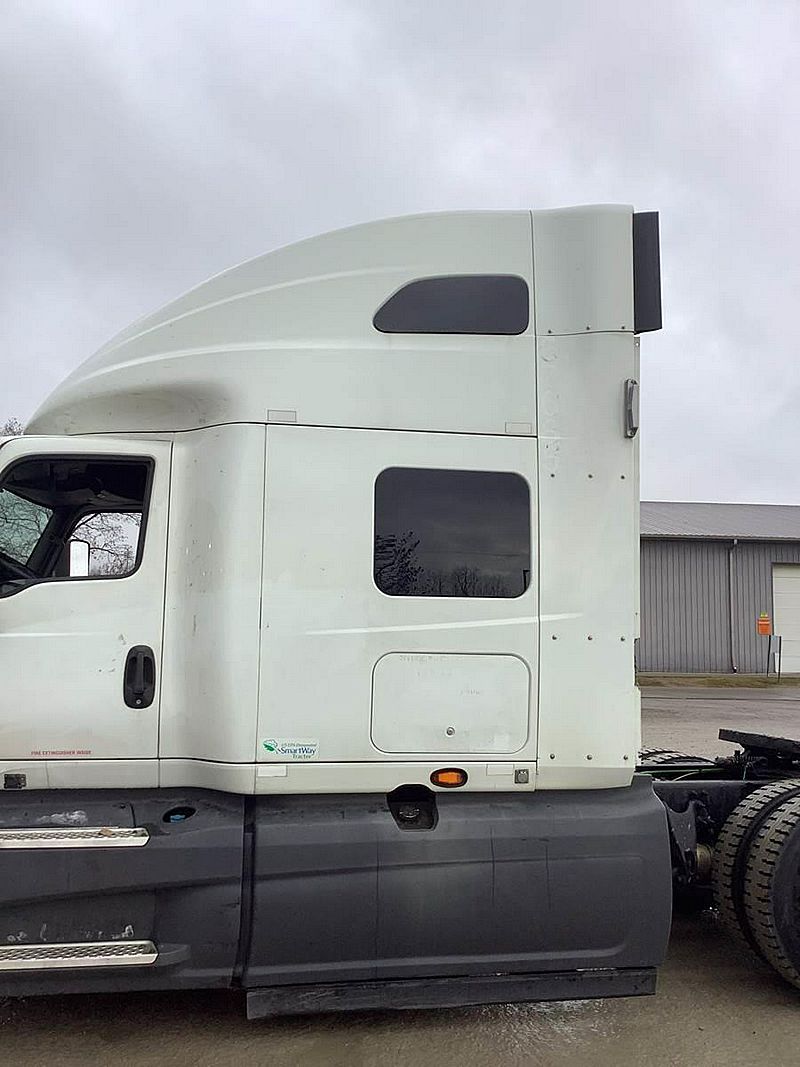 2018 International LT (For Sale) | 73" Sleeper | # 67330