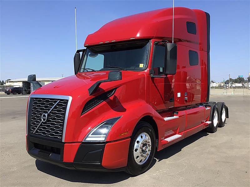 2020 Volvo VNL 760 (For Sale) | 70" Sleeper | #261296