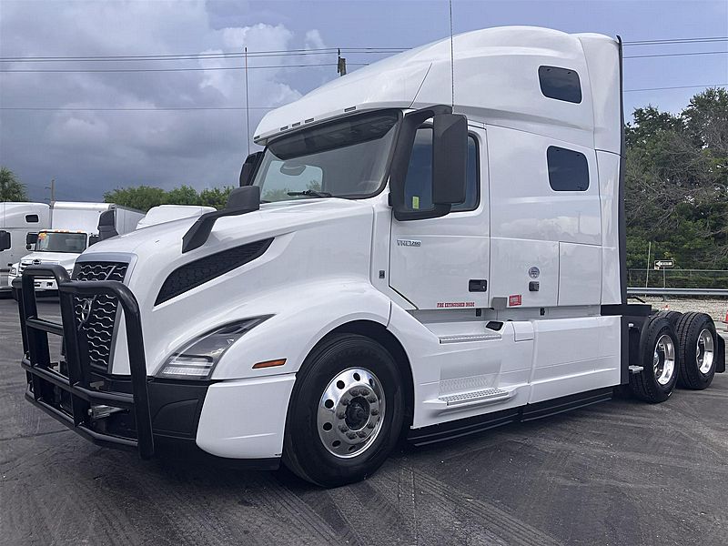 2022 Volvo VNL 760 (For Sale) | Sleeper Truck | #10VU605296