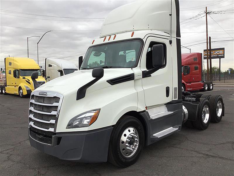 2018 Freightliner Cascadia 126 For Sale | NON Sleeper | #261363