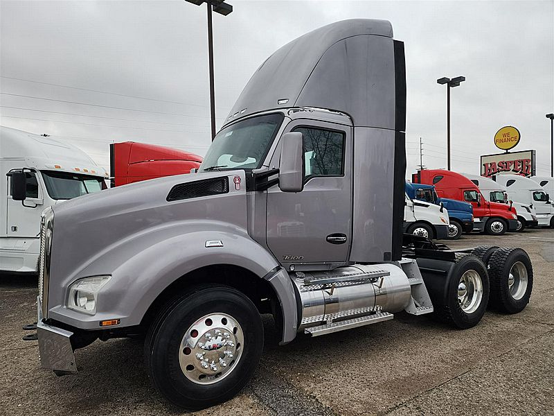2015 Kenworth T880 For Sale | Day Cab | #4*22935