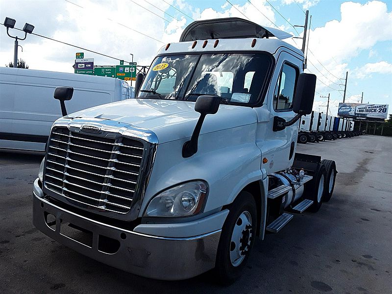 2015 Freightliner CASCADIA 125 For Sale | Day Cab | #375231