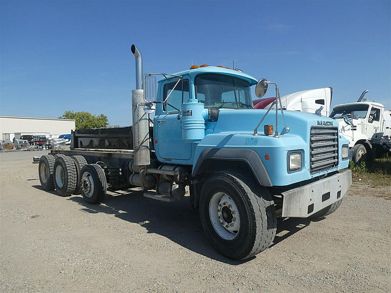 1997 Mack rd690s (For Sale) | Cab & Chassis | #10266