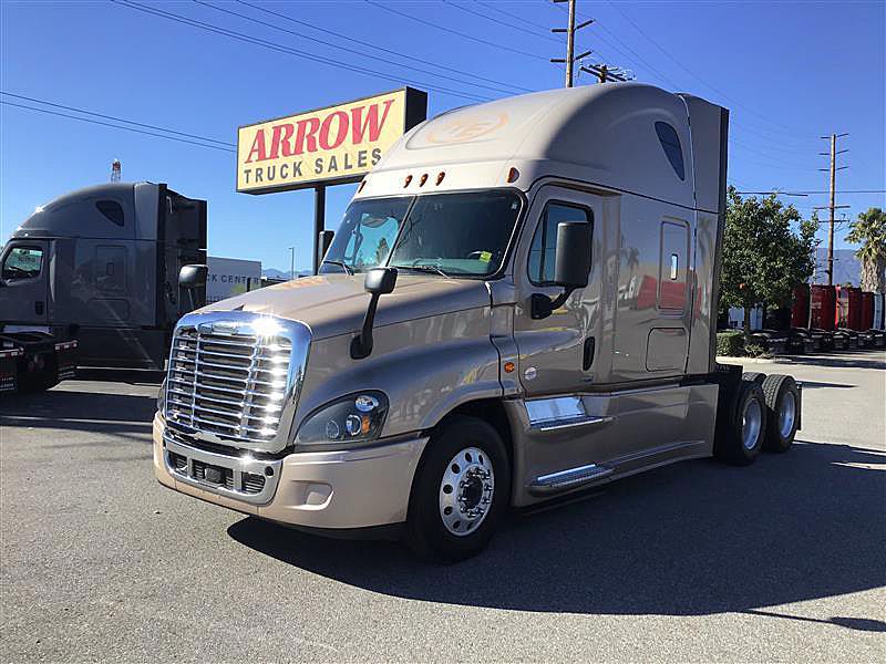 2017 Freightliner CASCADIA EVOLUTION For Sale | 72" Sleeper | #261469