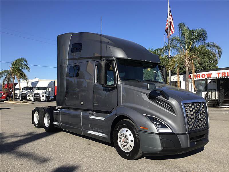 2020 Volvo VNL 770 For Sale | 70" Sleeper | #261475
