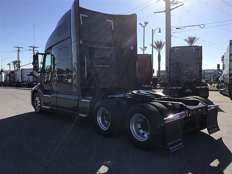2020 Volvo VNL 770 For Sale | 70" Sleeper | #261475