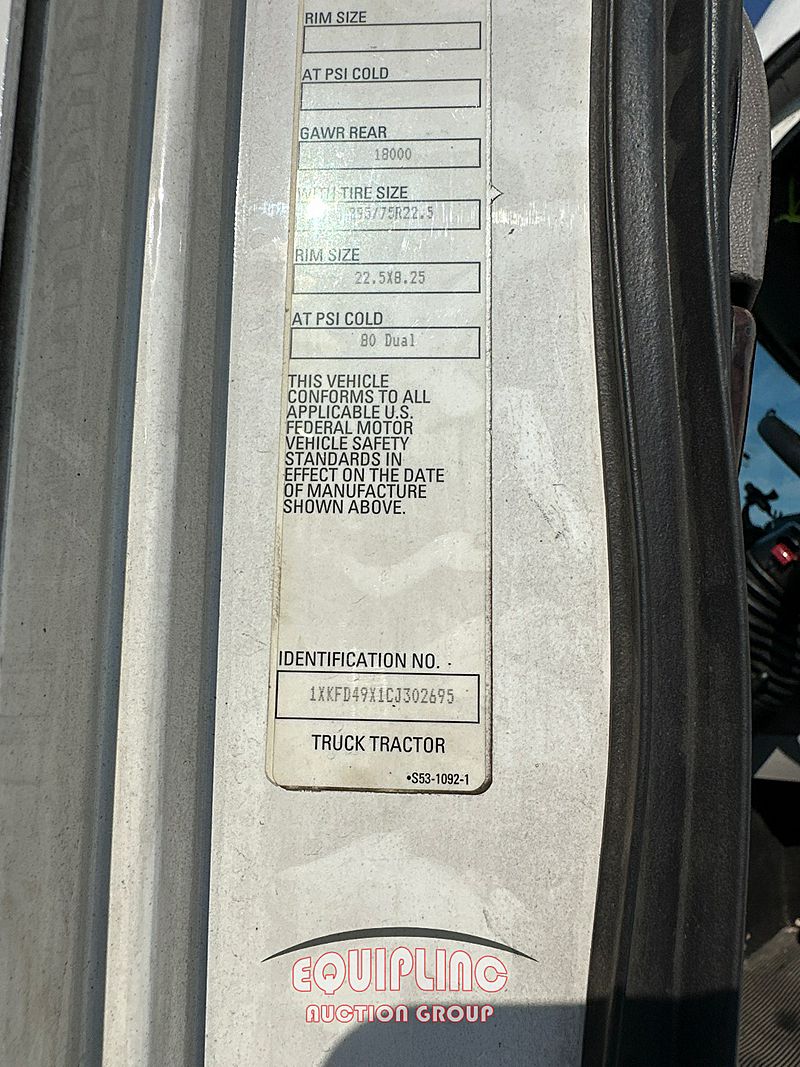 2012 Kenworth T7 Series (For Sale) | 72" Sleeper | #AJJ302695