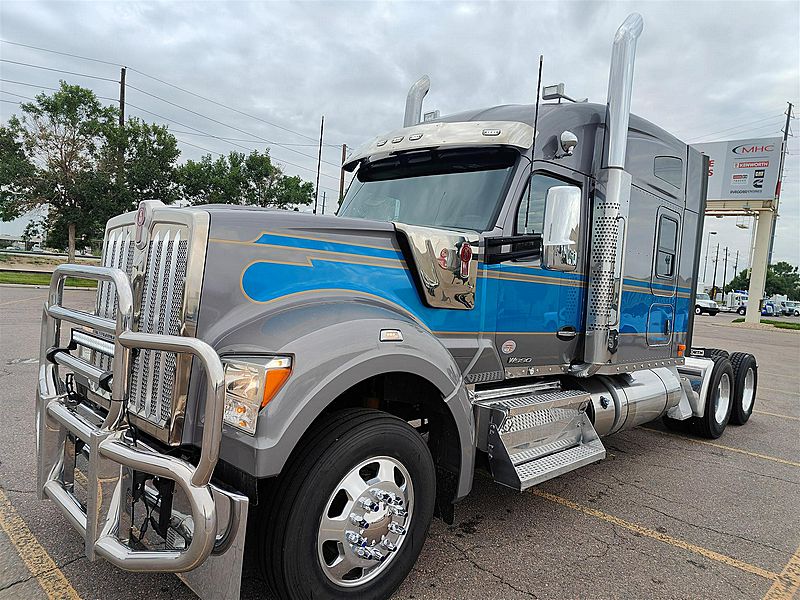 2020 Kenworth W990 For Sale | 76" Sleeper | #0554196