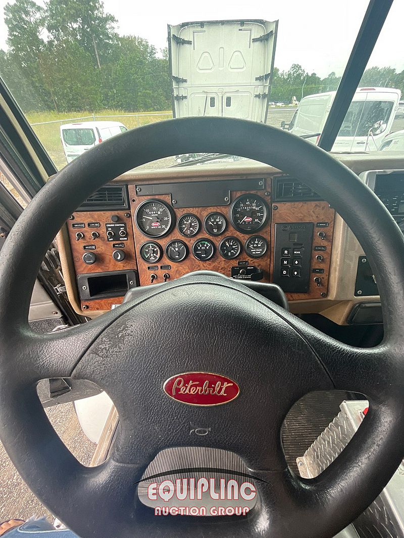 2004 Peterbilt 330 For Sale | Dump Truck | #AJJ824490