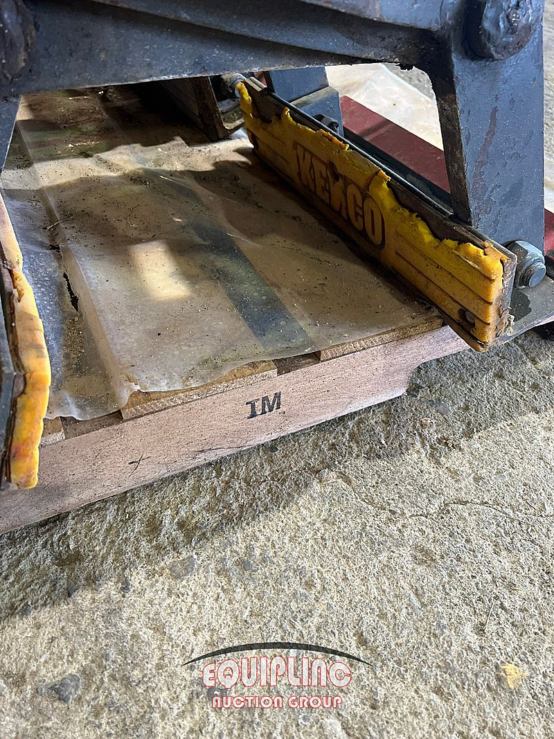 MULTI GRIP LIFTING GRAB For Sale | Misc Equipment | #DOTHOLDER1