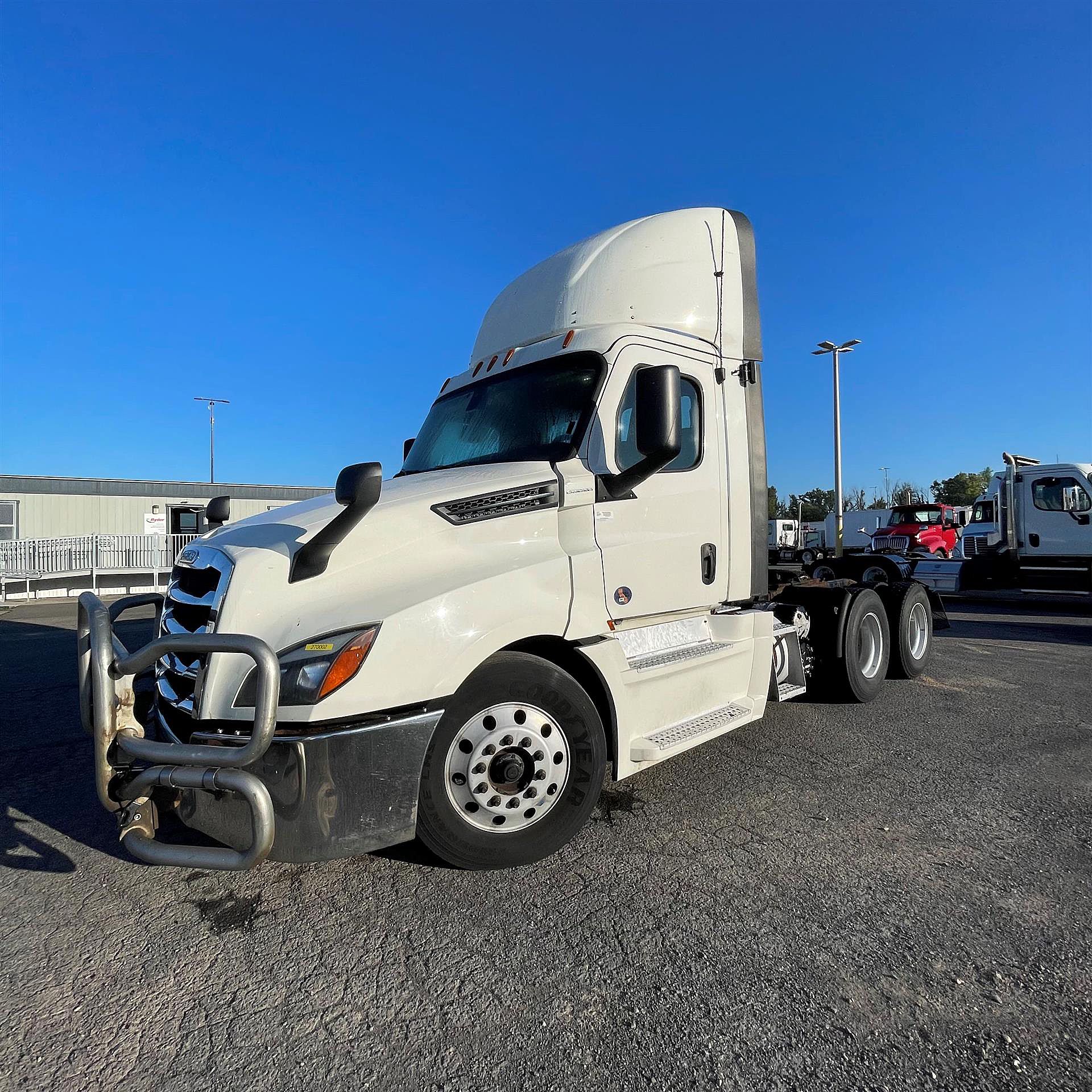 2019 Freightliner NEW CASCADIA PX12664 (For Sale) | Day Cab | #270002