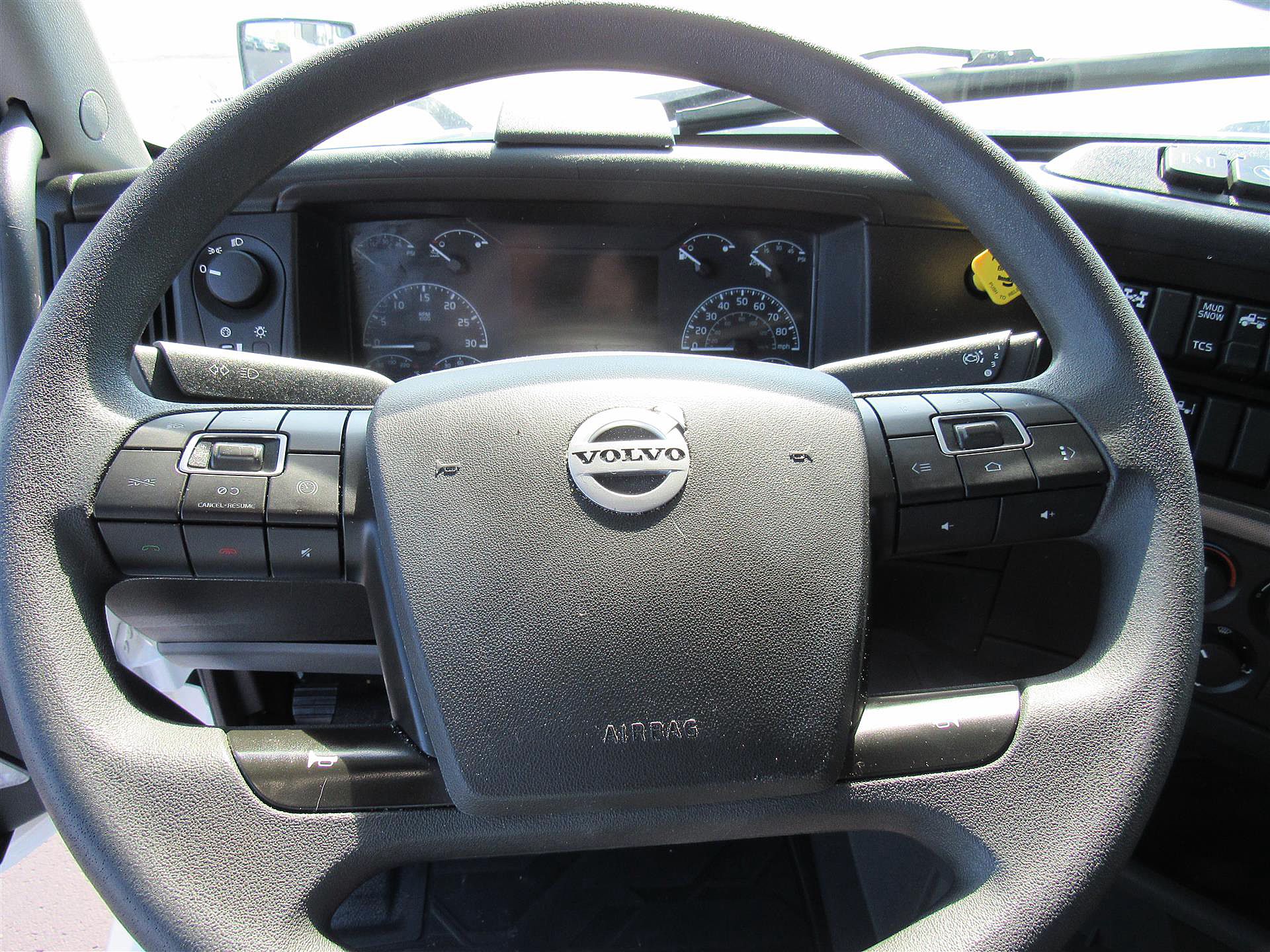 2022 Volvo VNL 860 (For Sale) | 77 2022 Volvo VNL 860 (For Sale) | 77