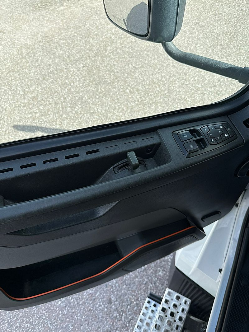 2021 Volvo VNL 760 (For Sale) | Sleeper Truck | # 5755