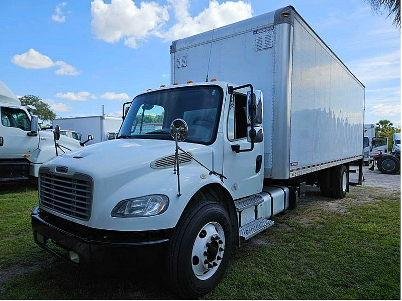 2018 Freightliner M2 (For Sale) | 26' BOX, 103H X 102W | Non CDL | #313700