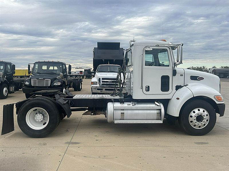 2018 Peterbilt 337 For Sale | Day Cab | #13944