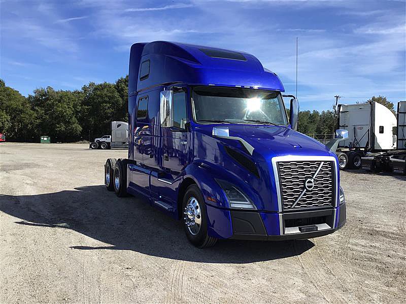 2020 Volvo VNL 860 For Sale | 77" Sleeper | #261791