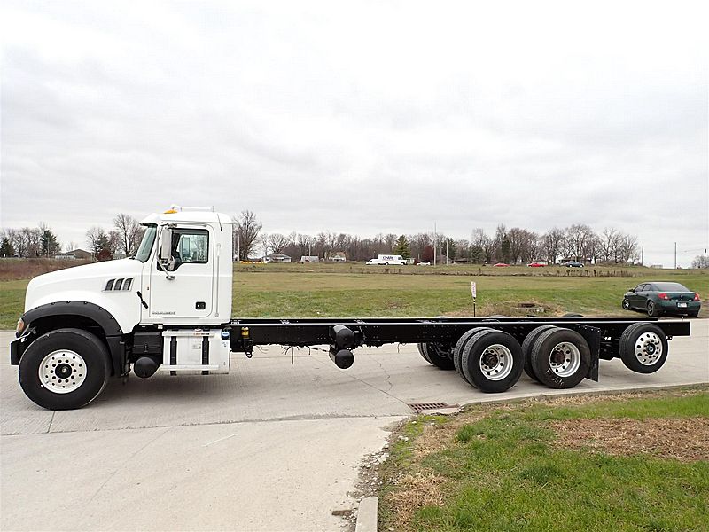 2013 Mack Granite GU713 For Sale | Cab & Chassis | #DM018210
