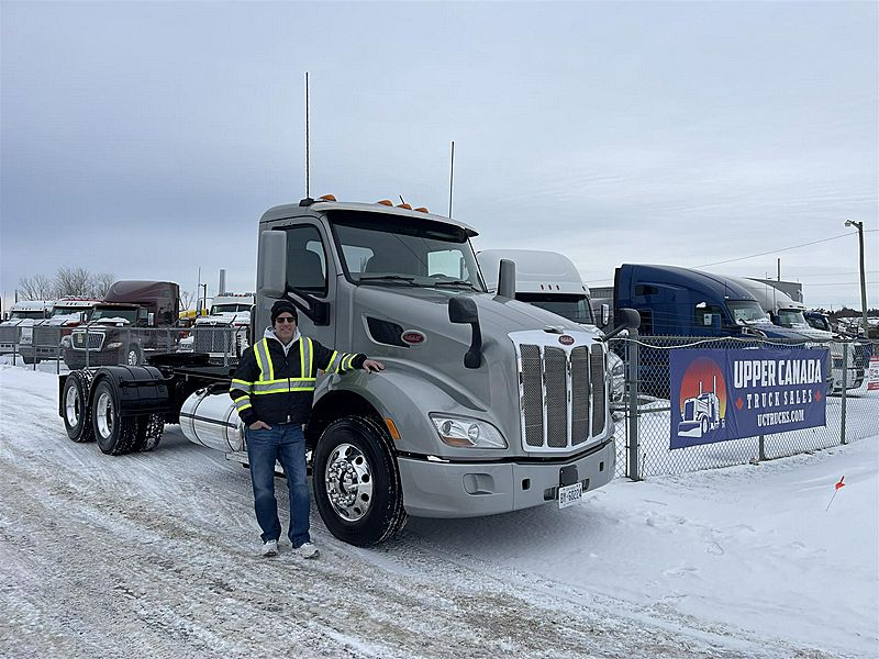 2018 Peterbilt 579 For Sale | Day Cab | #3184740